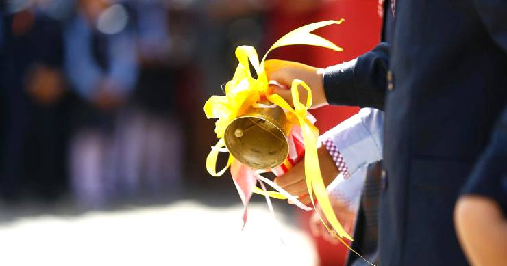 “ЗУРГААН НАСТНУУДЫГ ХАЯГИЙНХ НЬ ДАГУУ ЦАХИМААР СУРГУУЛЬД НЬ ХУВААРИЛНА”