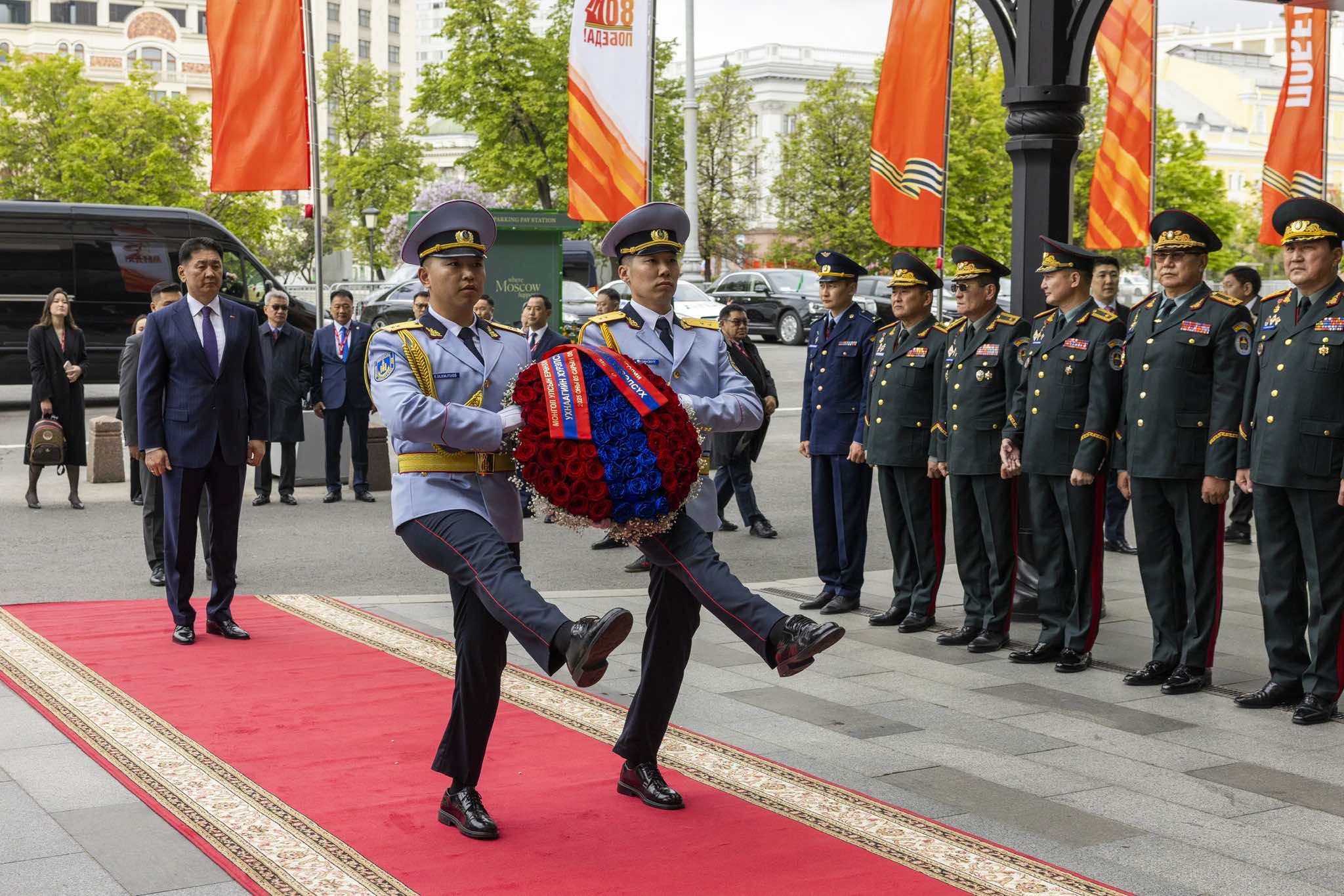 Монгол Улсын Ерөнхийлөгч У Хүрэлсүх ОХУ д суралцаж буй сонсогчидтой уулзав